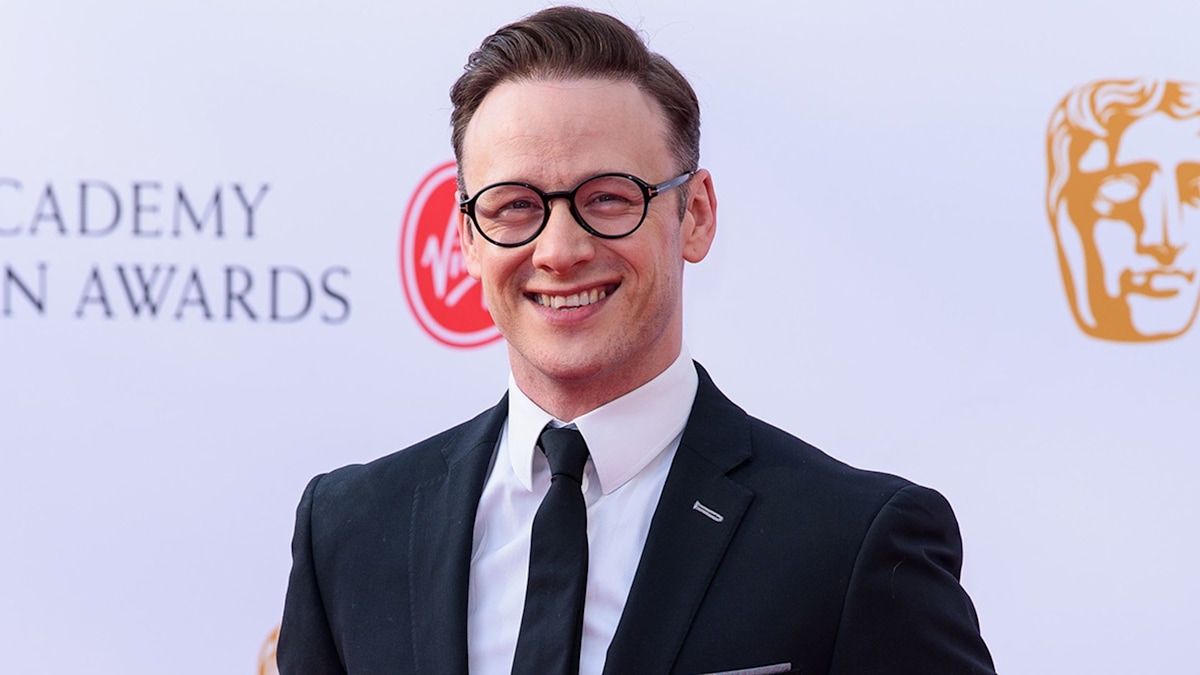 Strictly's Kevin Clifton melts hearts as he enjoys 'lovely' reunion ...