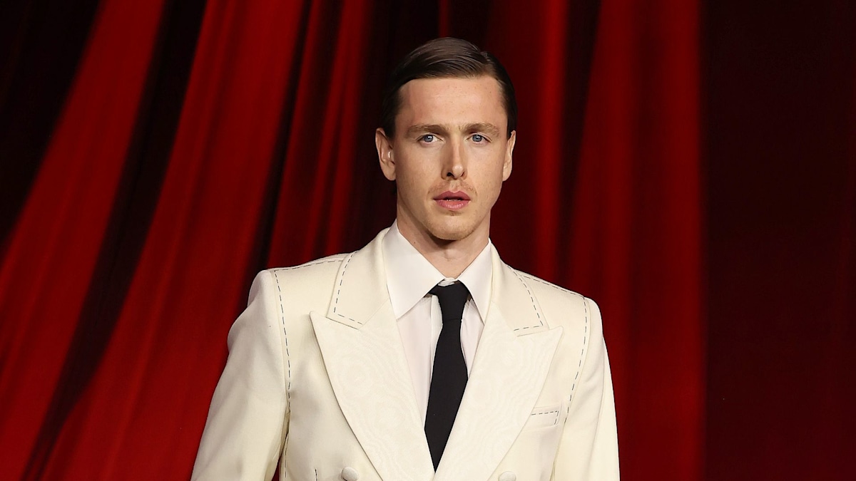 Harris Dickinson's very private East London home with girlfriend Rose ...