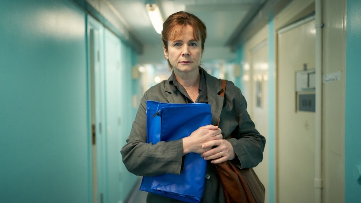 Too Close: viewers spot plot hole in episode two - did you think the ...