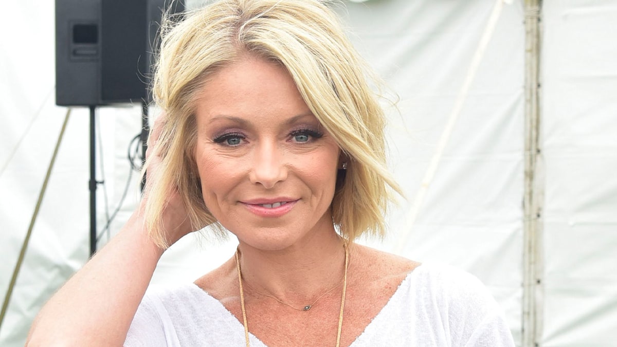 Kelly Ripa glows in workout gear with candid confession - watch | HELLO!
