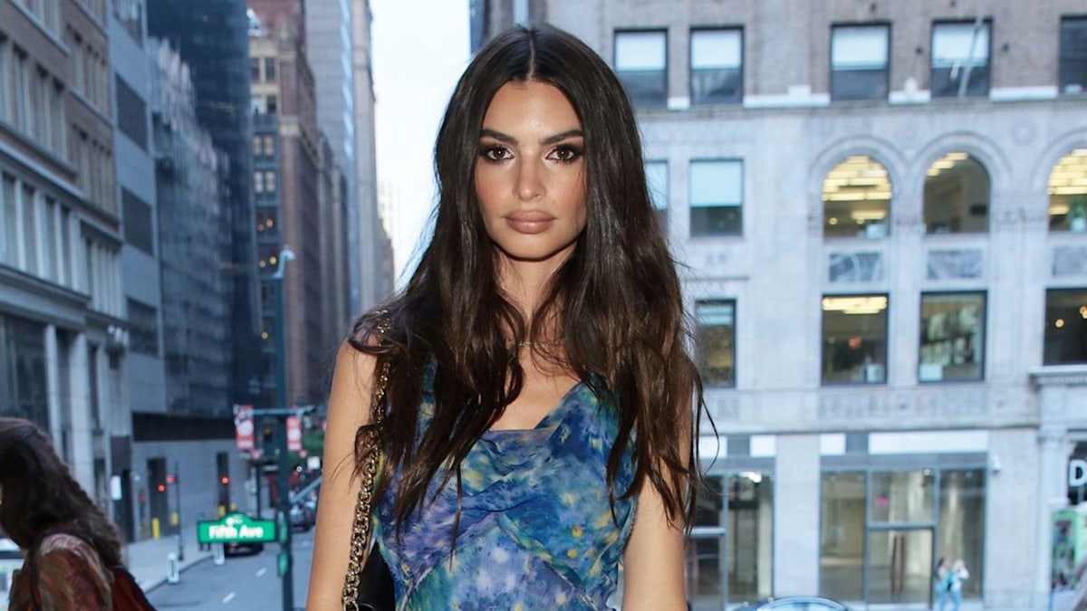Emily Ratajkowski reveals hair transformation was a hoax at Paris ...