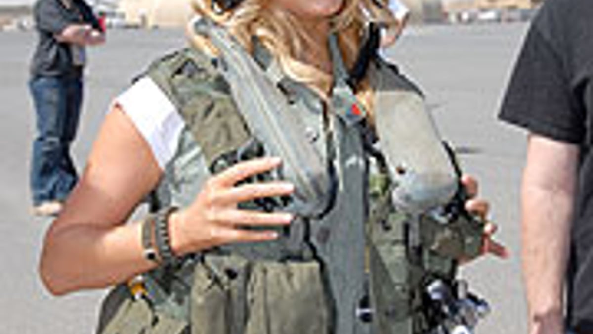 Jessica Simpson, Kuwait, US troops, Iraq, MySpace | HELLO!