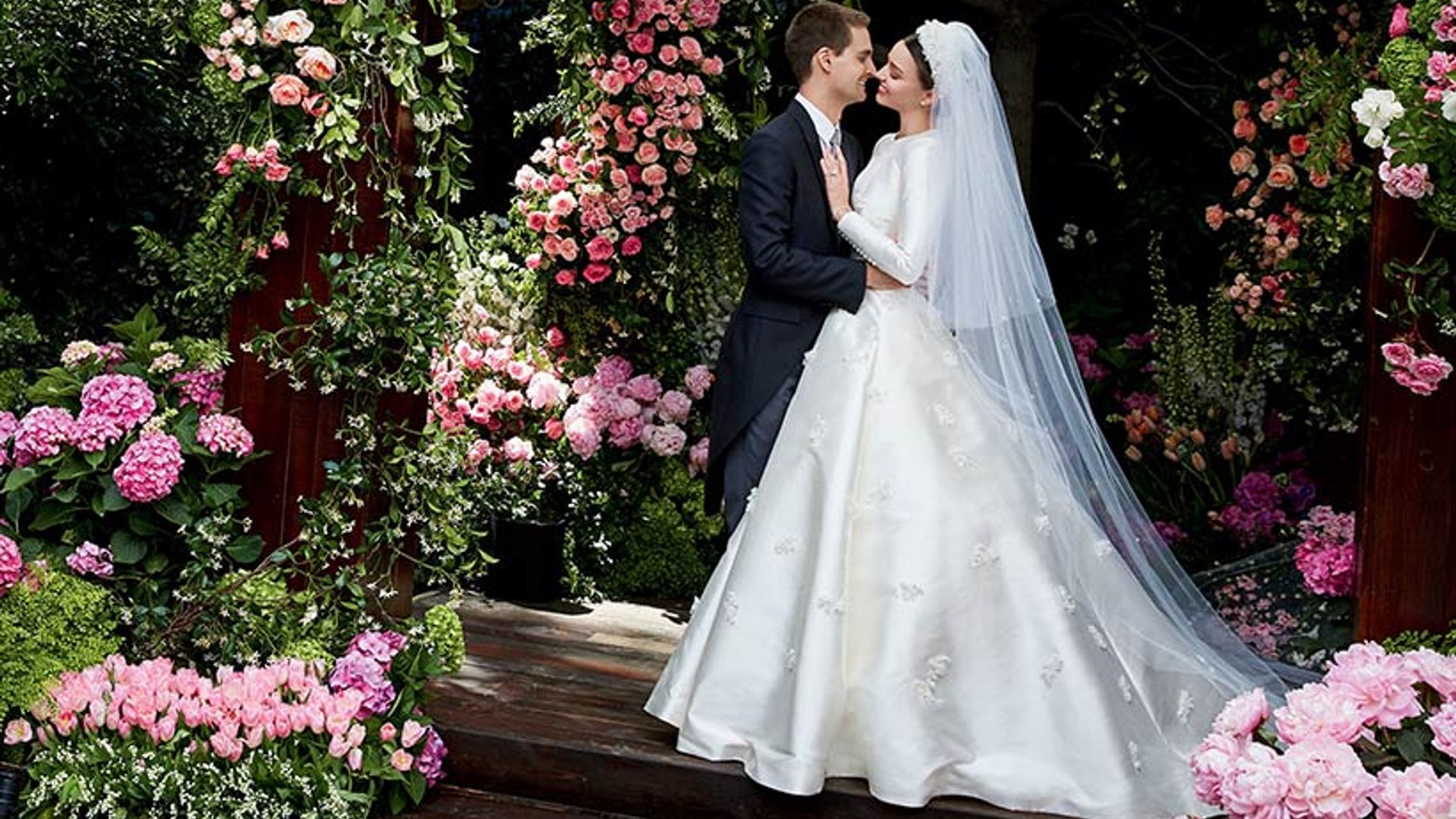 Miranda Kerr reveals never-before-seen candid wedding photos with Evan ...