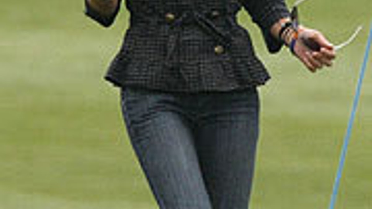 Chelsy officially meets the Queen | HELLO!