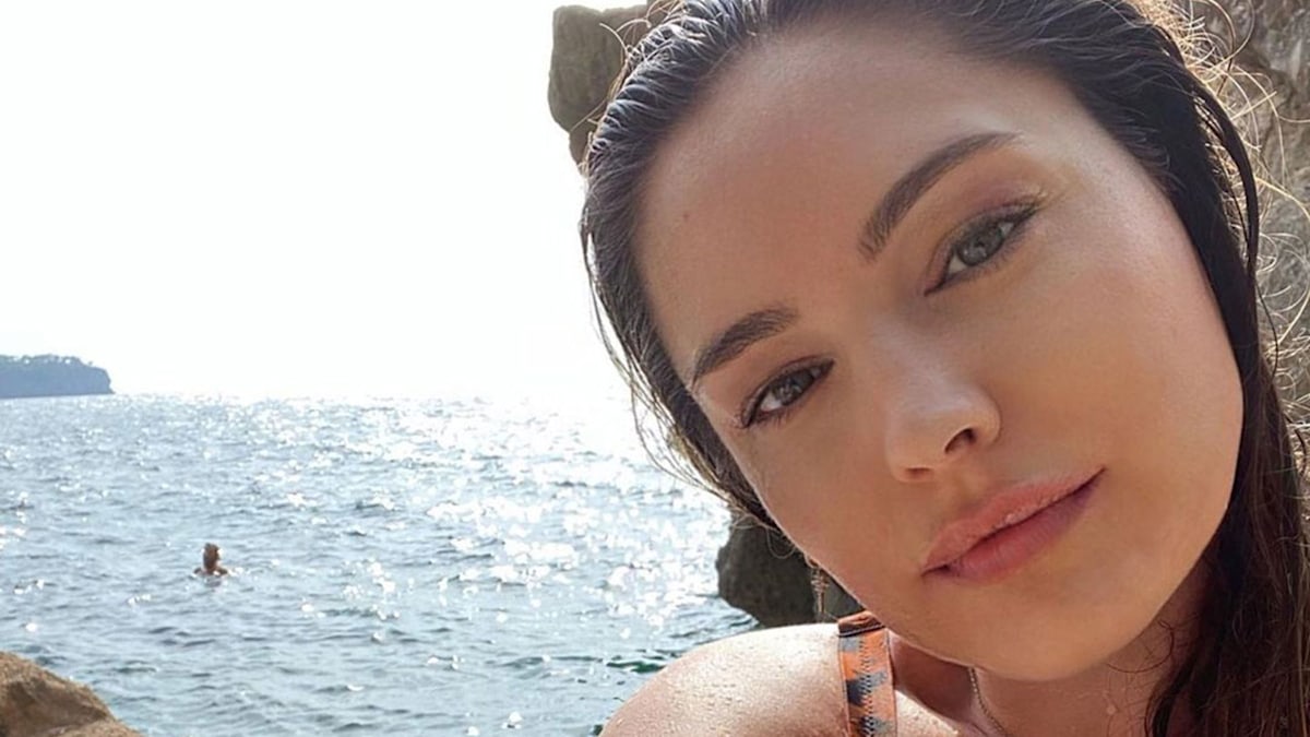 Kelly Brook shares stunning beach photos from dreamy holiday to Majorca ...
