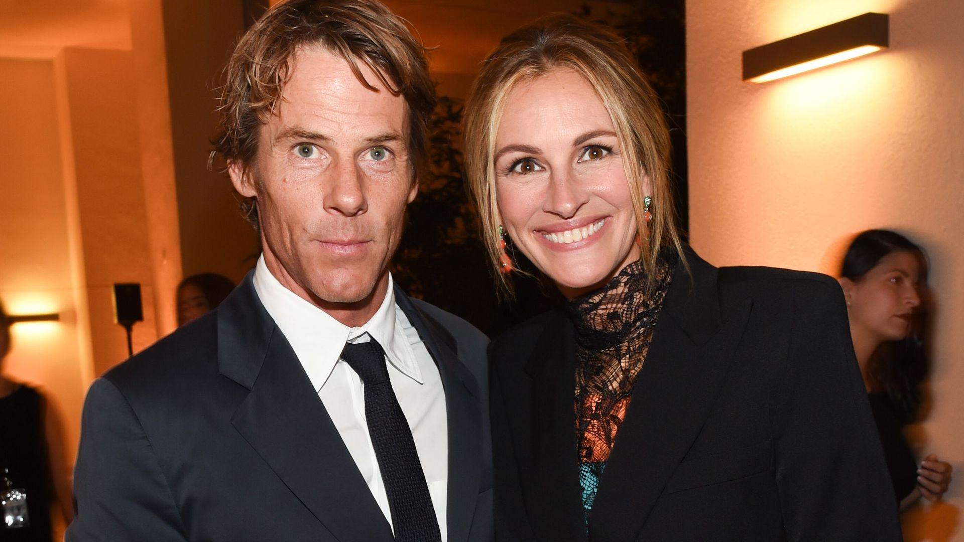 Who is Julia Roberts' husband Danny Moder? | HELLO!