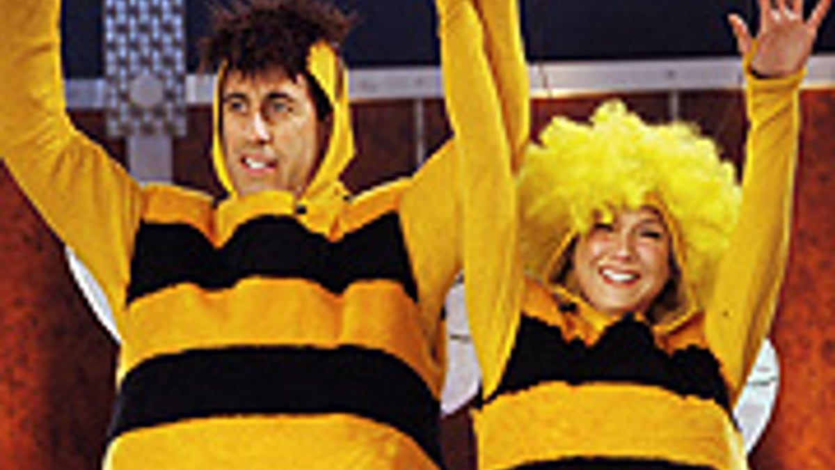 Blonde bombshell guests Kylie and Renee bond on Austrian TV | HELLO!