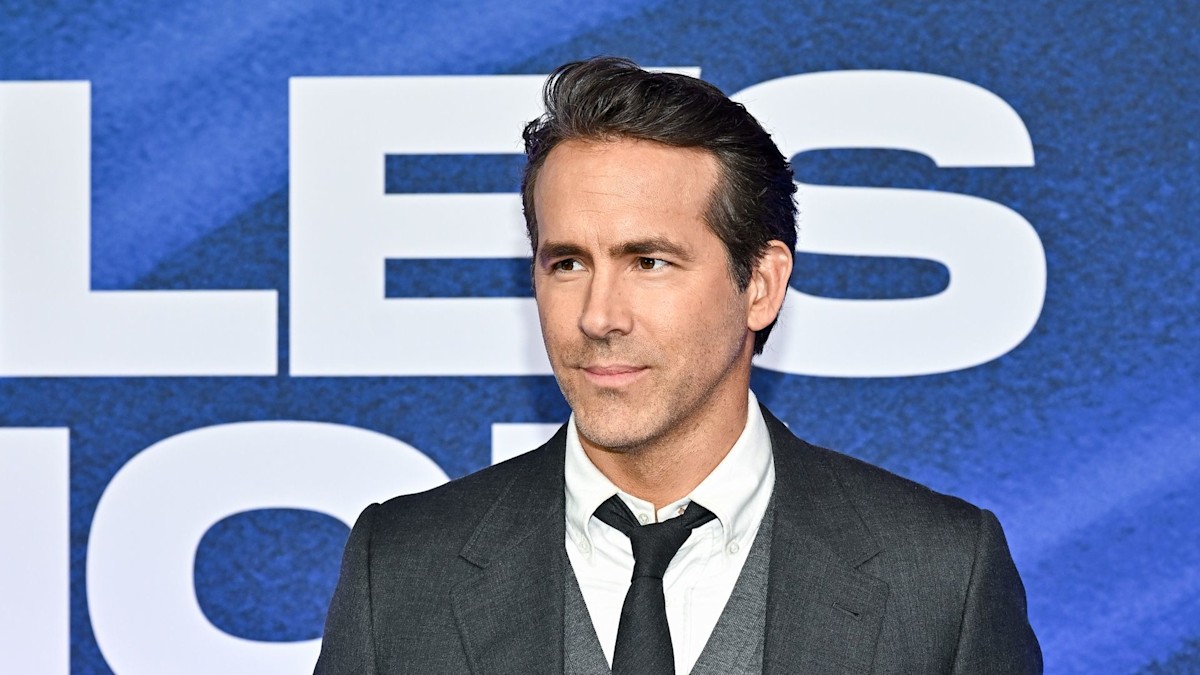 Ryan Reynolds faces competition from unlikely star following Wrexham ...