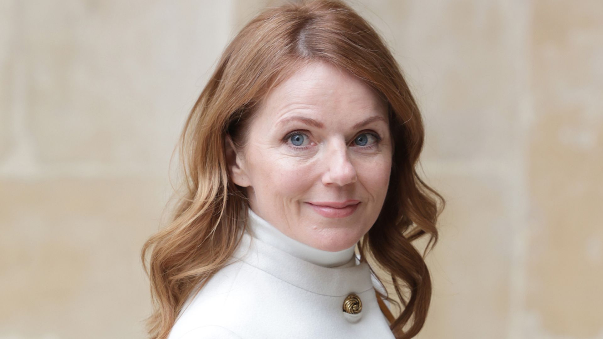 Geri Horner wows in figure-flattering flares and Spice Girls-inspired ...