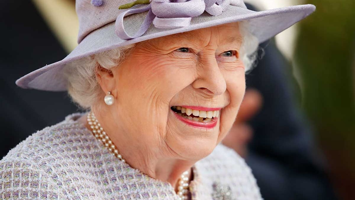 The Queen is looking for a new personal assistant but you've got to be ...