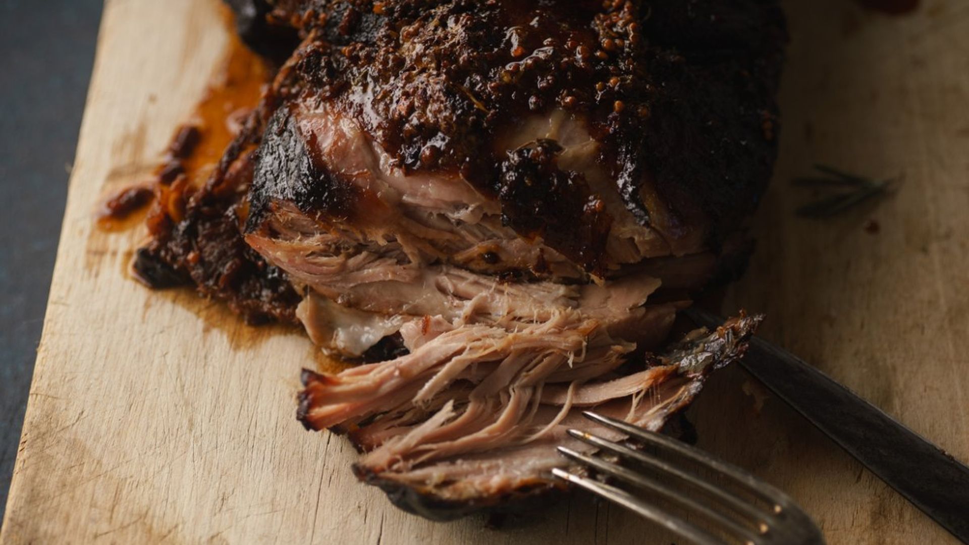 How to make William Leigh's slow roast pork recipe | HELLO!