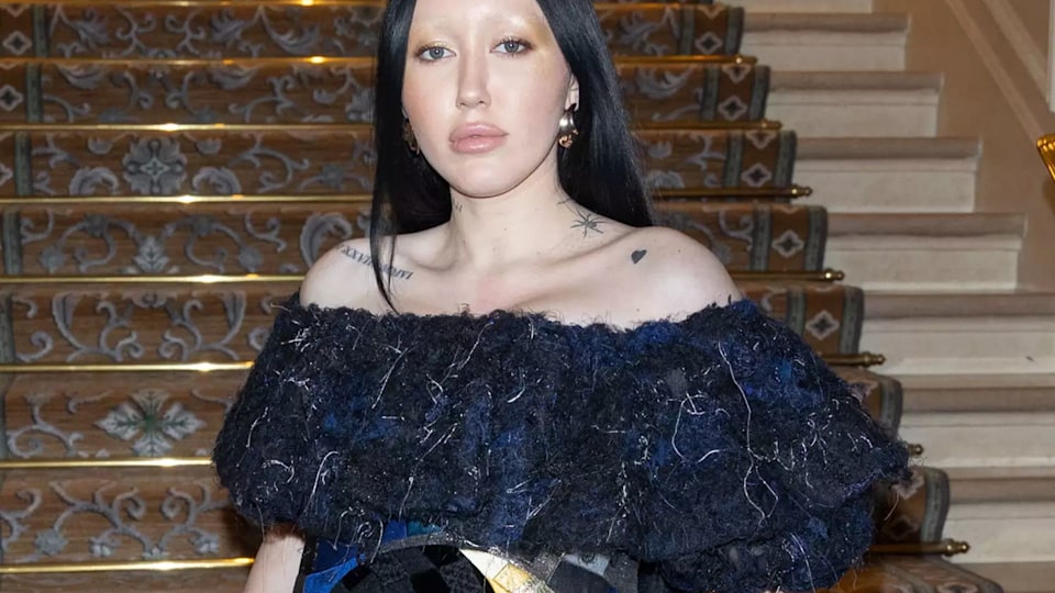 Noah Cyrus New Haircut Before And After Noah Cyrus