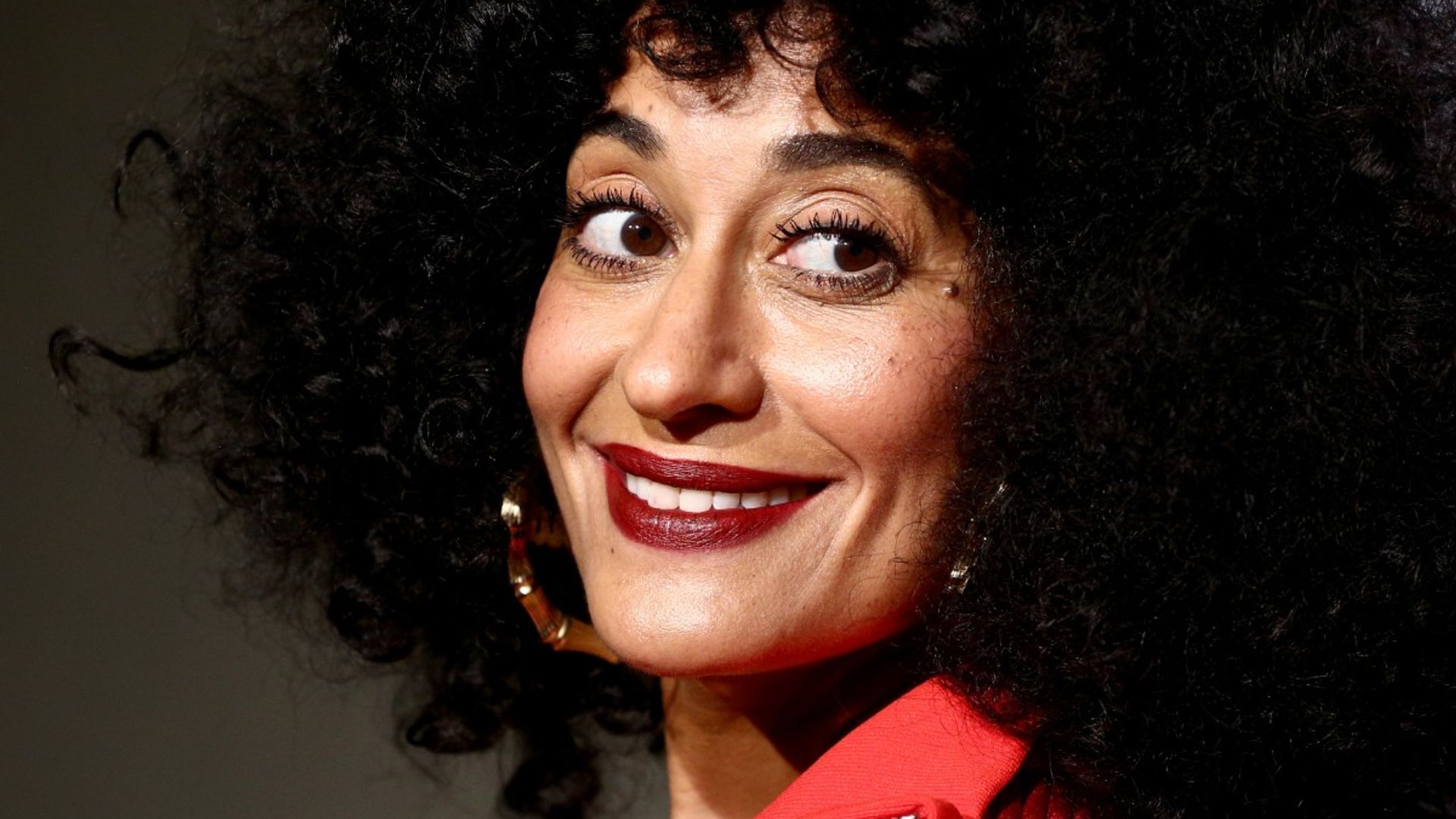 Tracee Ellis Ross gives off Jessica Rabbit vibes in figure-hugging red ...