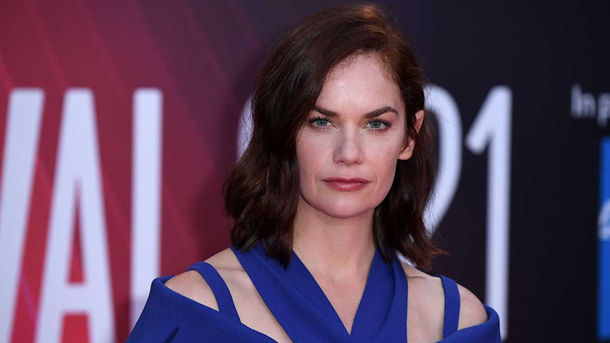 Ruth Wilson's new BBC thriller The Woman in the Wall sounds amazing ...