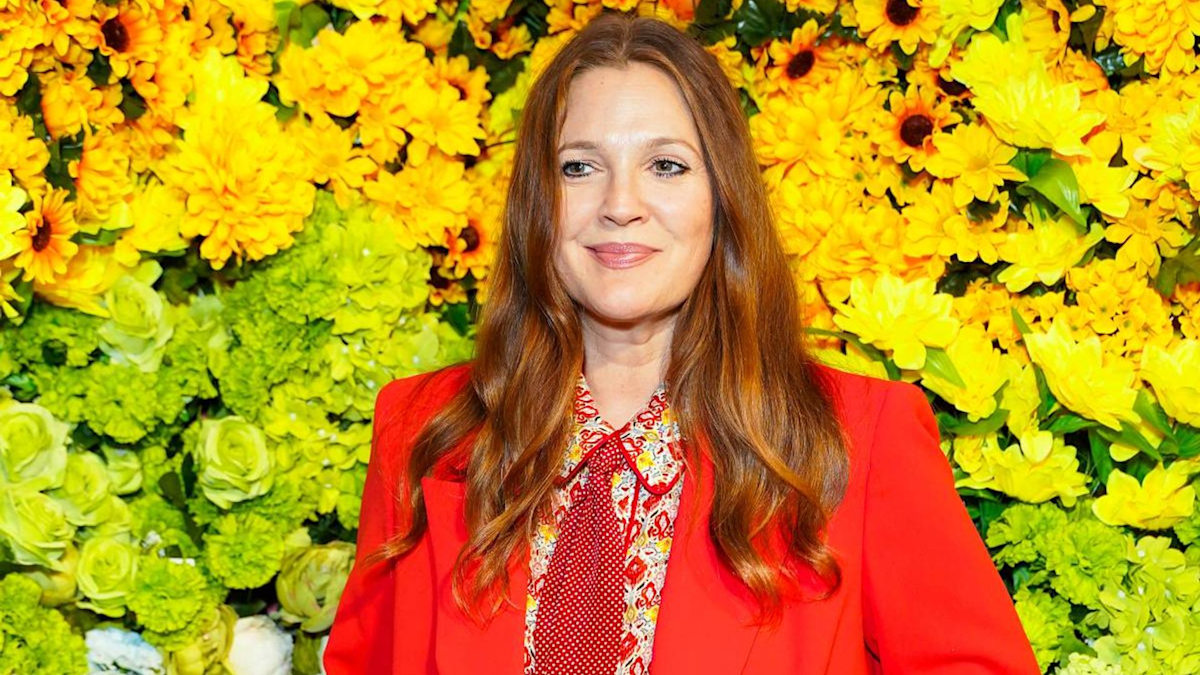 Drew Barymore teases huge shake up to show live on air | HELLO!