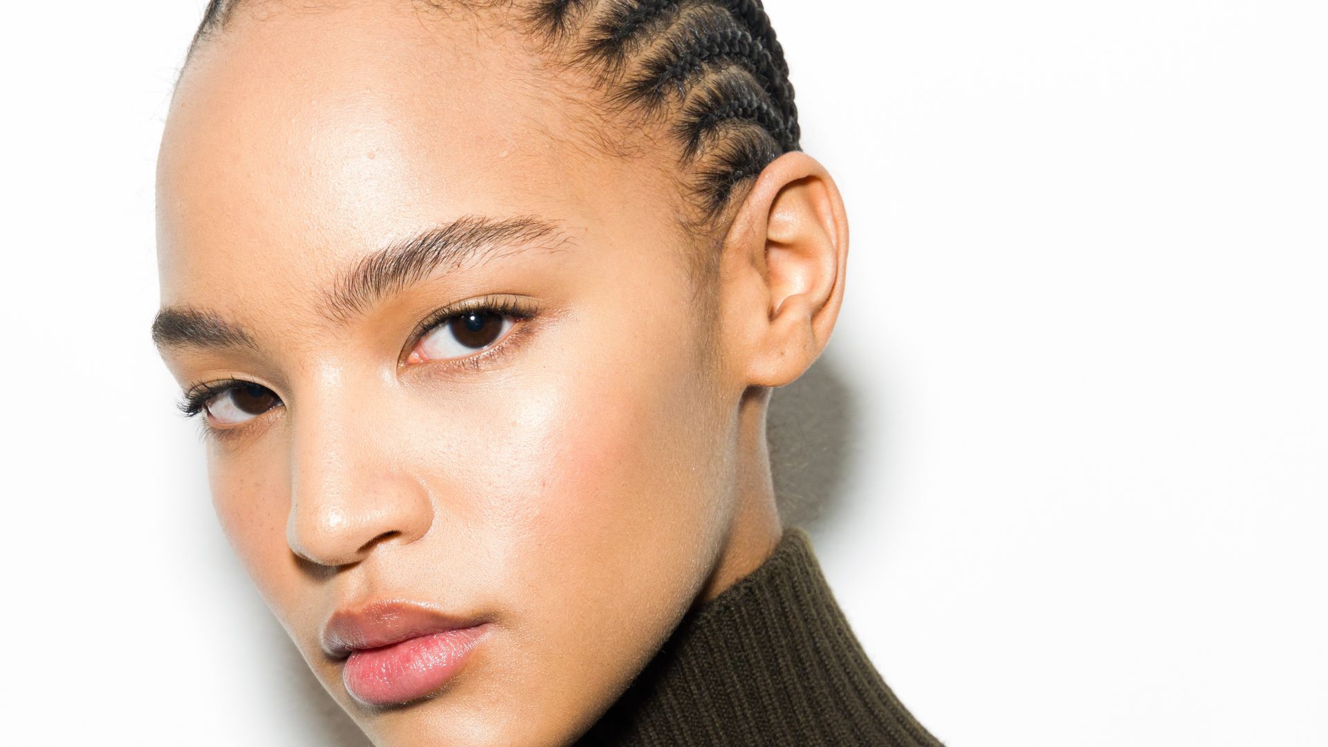 Natural brows are set to dominate 2026 – how to create a flawless, just ...