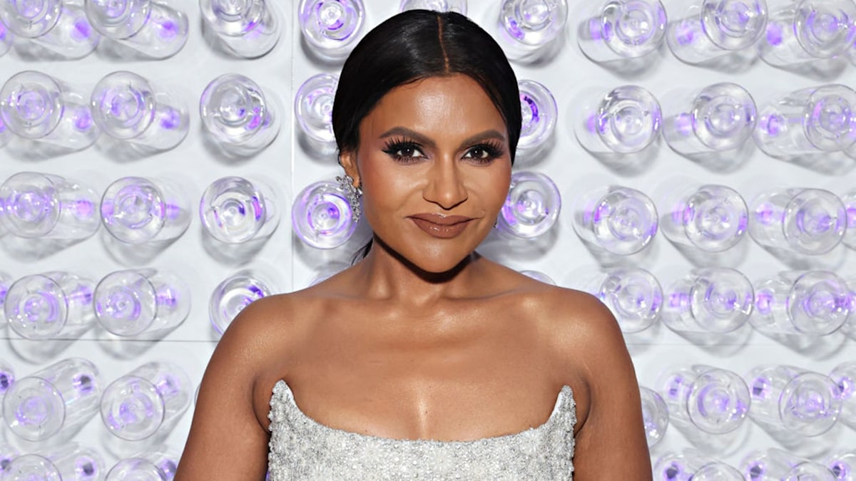 Mindy Kaling Showcases Svelte Physique In Showstopping Tulle Dress Hello