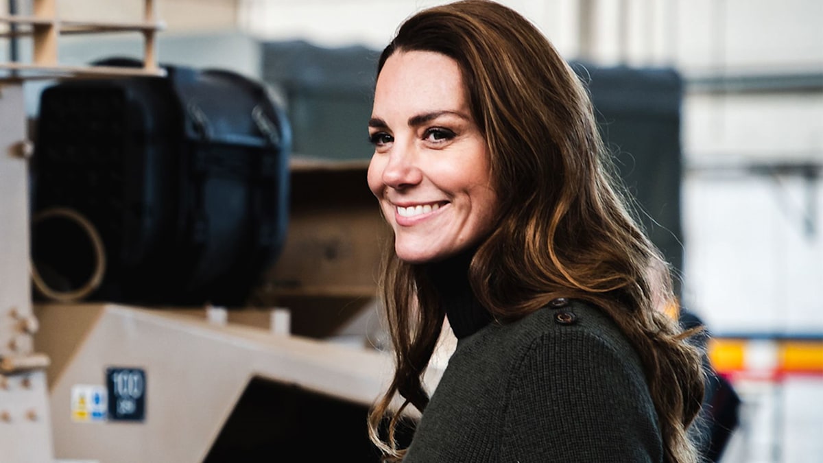 Kate Middleton dons military uniform and shares important personal ...