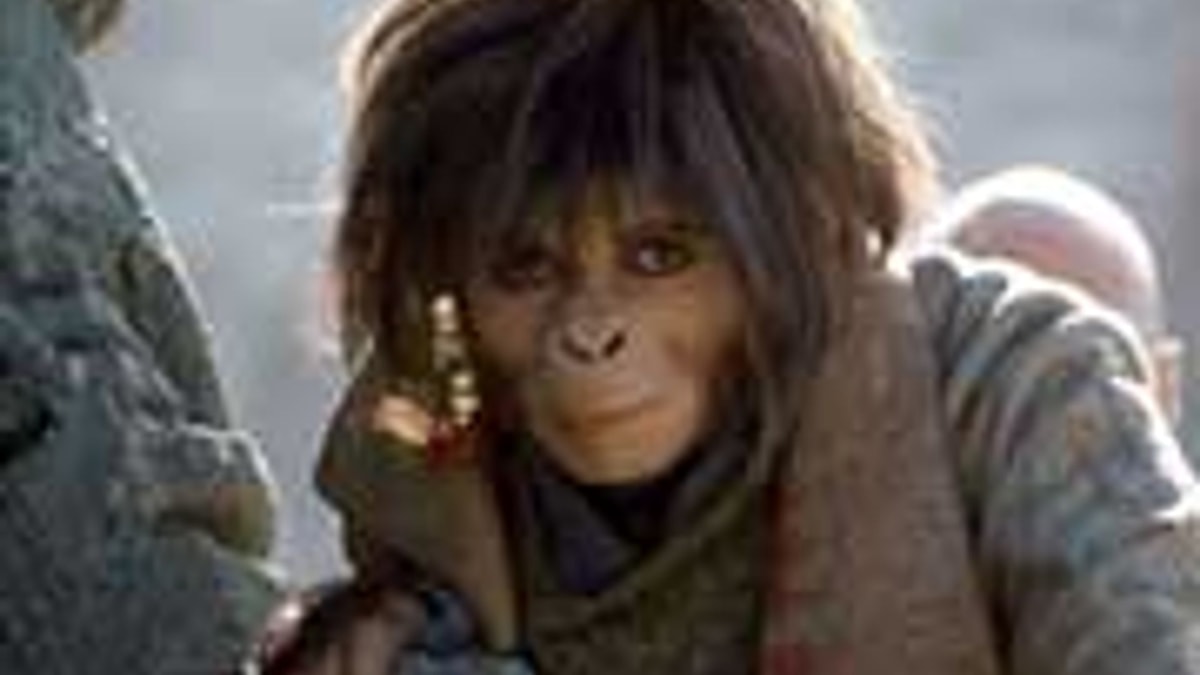 HELENA BONHAM CARTER MONKEYS AROUND ON THE SET OF 'PLANET OF THE APES ...