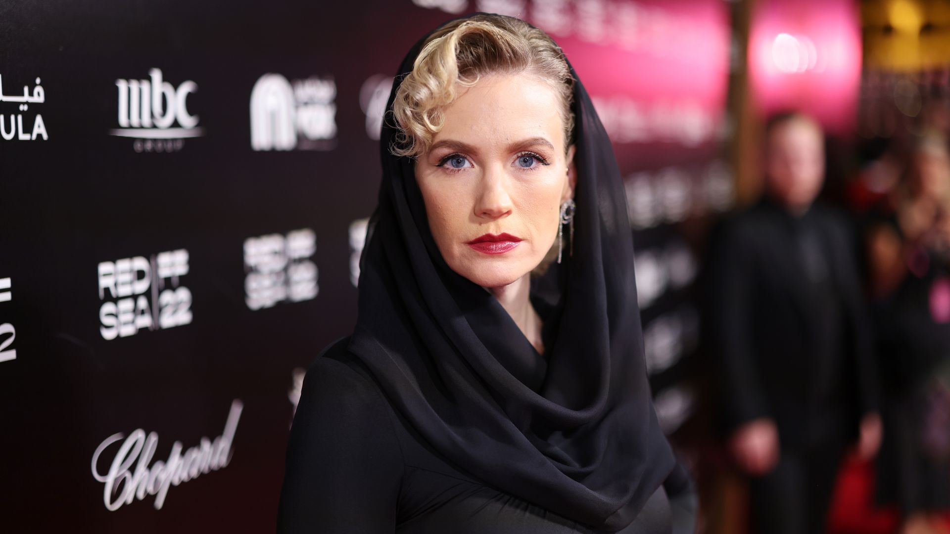 January Jones inundated with support as she mourns heartbreaking loss ...