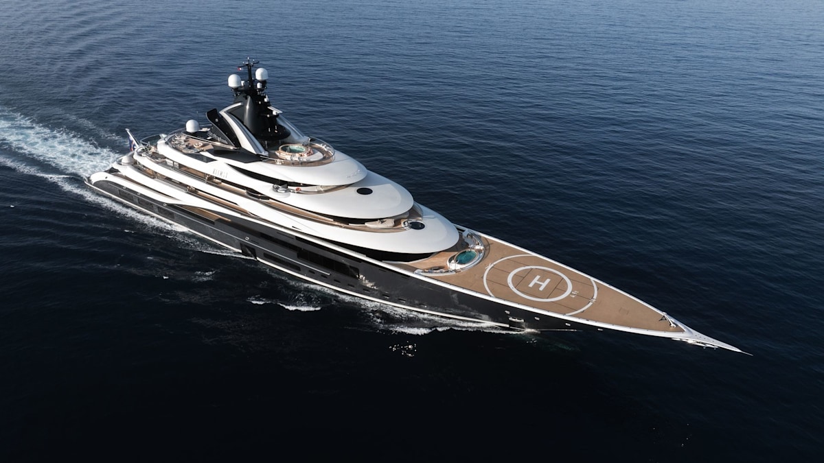 Inside Kismet: The £2.5 million per week World Superyacht of the Year ...