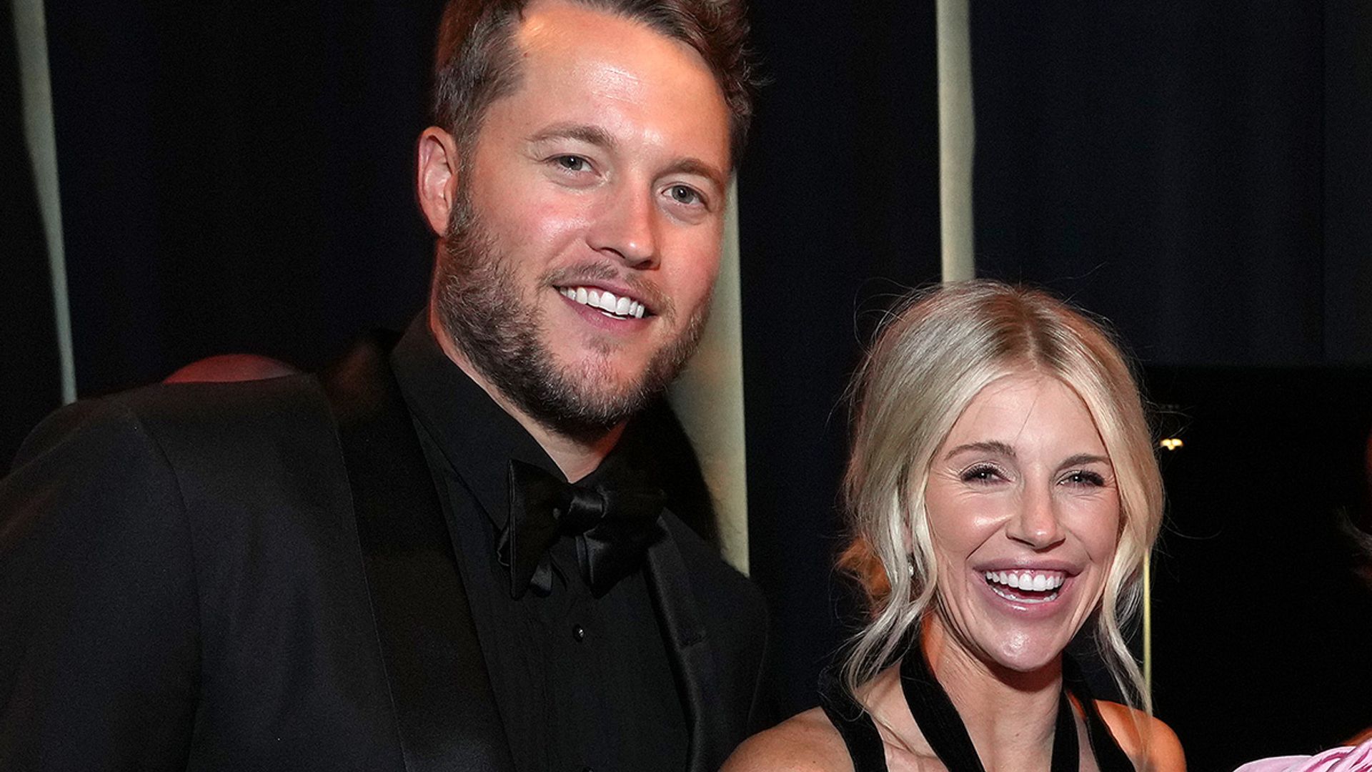 NFL's Matthew Stafford's wife Kelly wows in low-cut swimsuit – but her ...