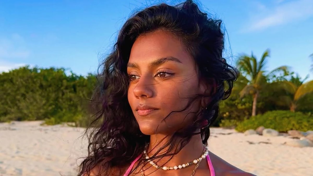 Simone Ashley just proved that less is more when it comes to A-lister ...