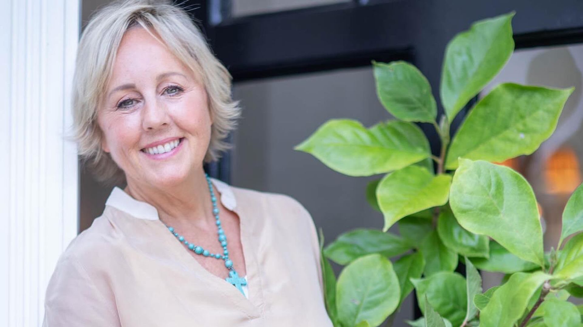 Roman Kemp's mum Shirlie reveals festive transformation at family home ...