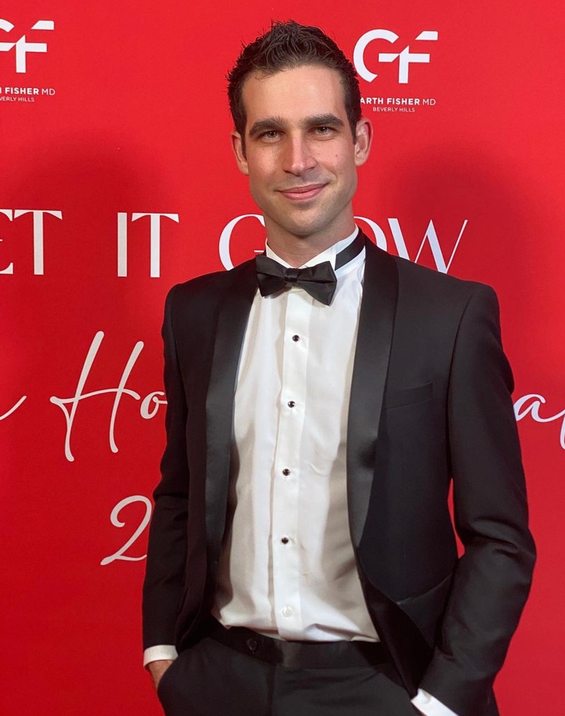 Vanna White's handsome son drives fans wild in unmissable video — all ...