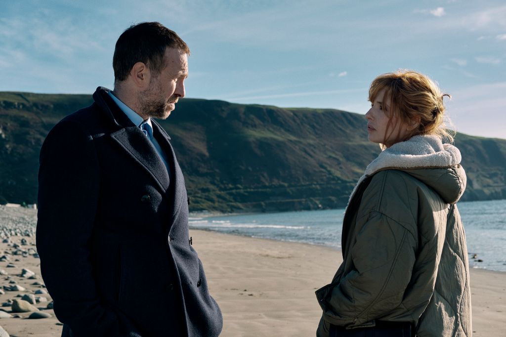 Yellowstone star Kelly Reilly's new 6-part crime drama reveals dramatic ...