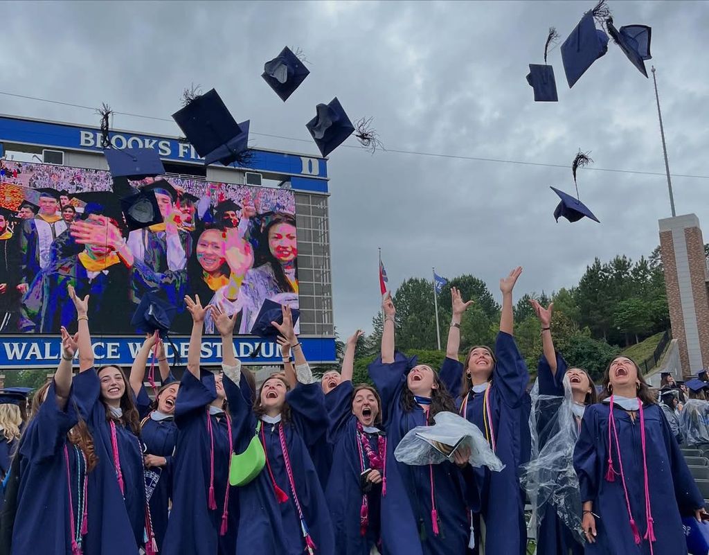 Michael J. Fox's four kids reunite in time for family update featuring ...