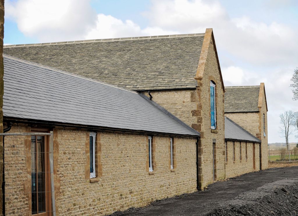 Victoria and David Beckham's incredible £50k outdoor kitchen finally ...