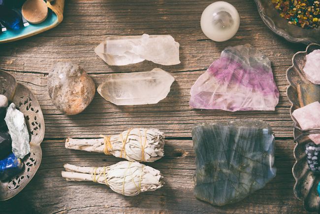 What are healing crystals? 2018’s biggest beauty and wellness trend ...