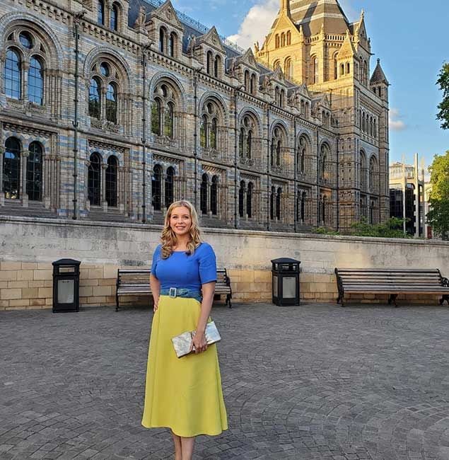 Rachel Riley stuns in waist-cinching dress for seriously special reason ...