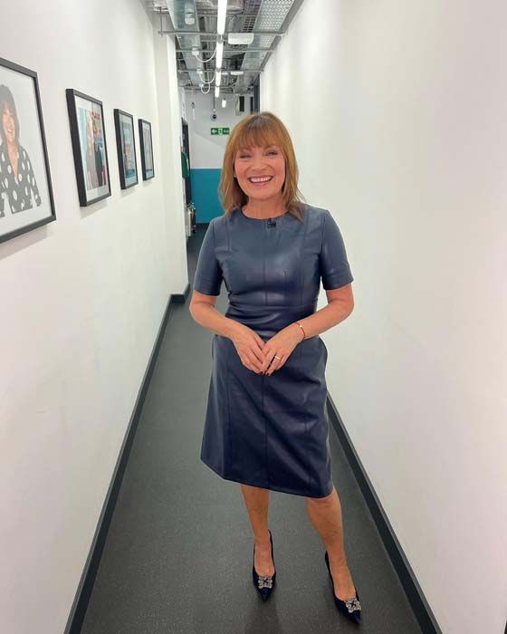 Lorraine Kelly shows off incredible weight loss in £69 fitted leather ...