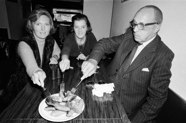 Mary Berry looked so different at the start of her career – take a look ...