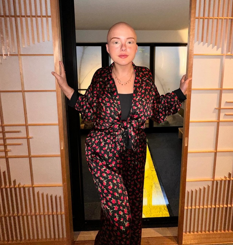 26-year-old TikToker with terminal cancer dies on fiancé's birthday: 'Was holding her hand all ...