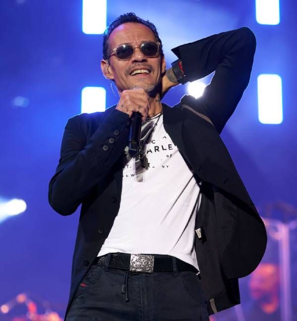 Marc Anthony shocks fans with his appearance as ex Jennifer Lopez ...