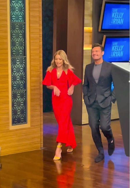 Kelly Ripa is red hot in daring plunging dress as fans weigh in | HELLO!