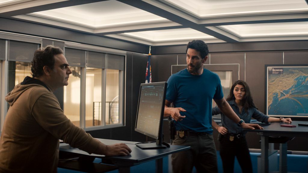 NCIS Hawaii's Noah Mills, Tori Anderson break down what comes after ...