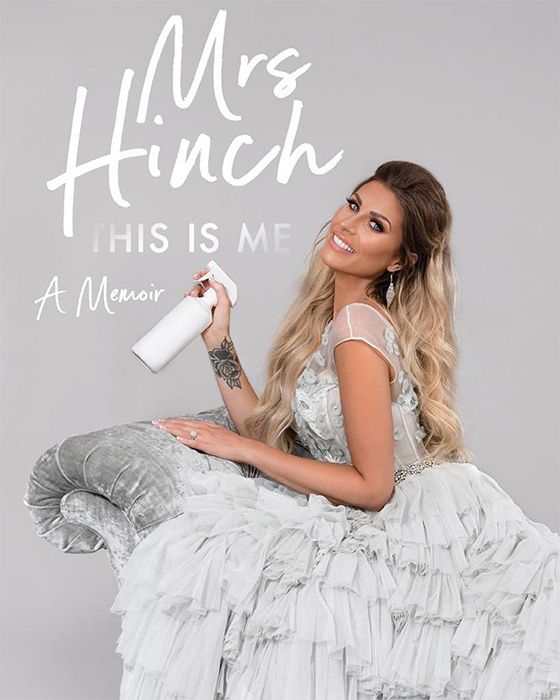 Mrs Hinch shares emotional message with fans as she unveils new book ...