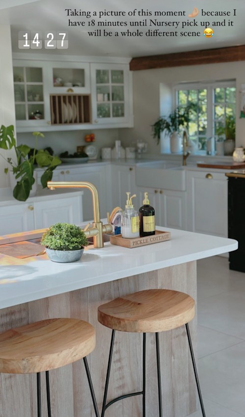 Stacey Solomon reveals immaculate kitchen ahead of pending home ...