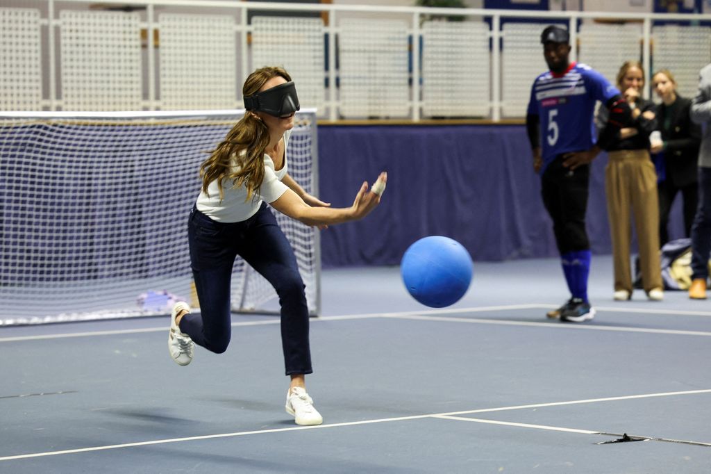 Kate Middleton sports hand injury again just weeks after trampoline ...