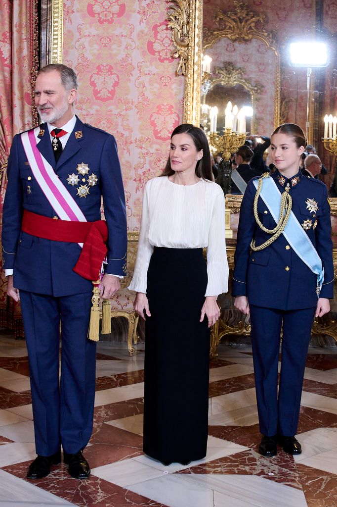 Princess Leonor is the spitting image of father King Felipe in new ...