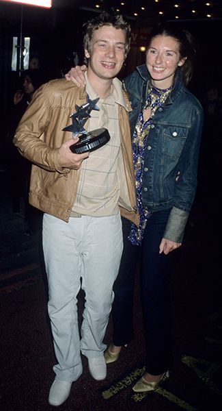 Jamie and Jools Oliver are ageless in unseen romantic photo – SEE | HELLO!