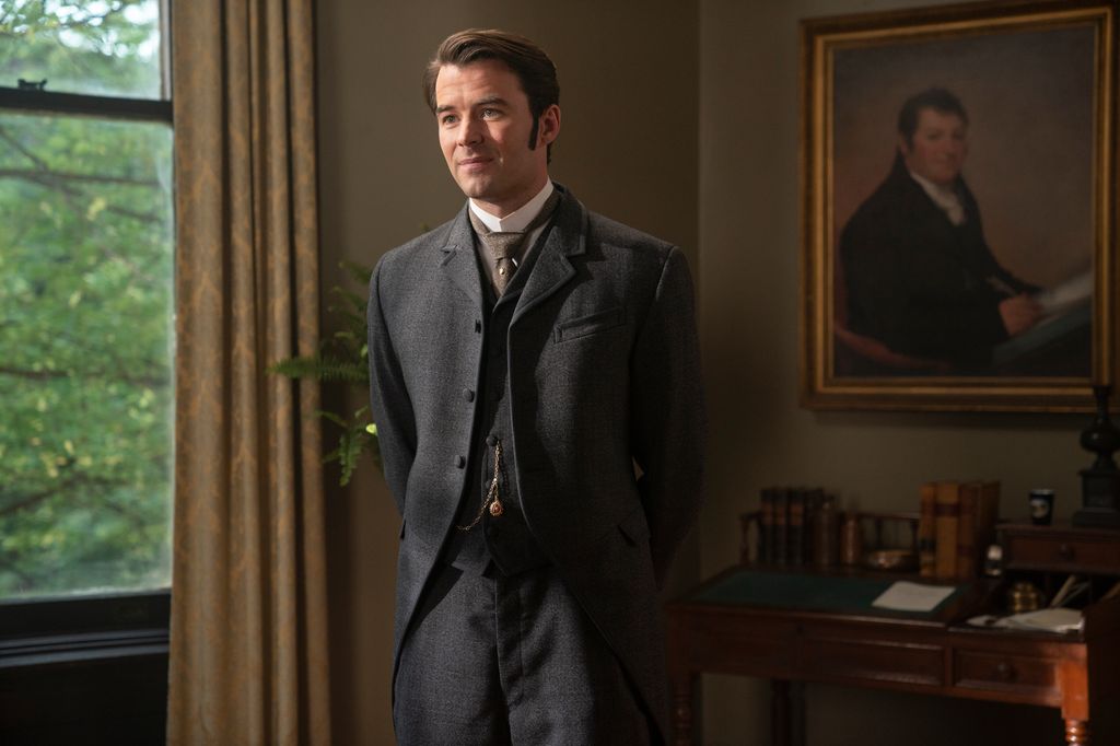 The Gilded Age: Why isn't Tom Raikes actor Thomas Cocquerel in season 2 ...