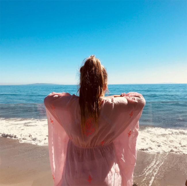 Harper Beckham is adorable on the beach | HELLO!