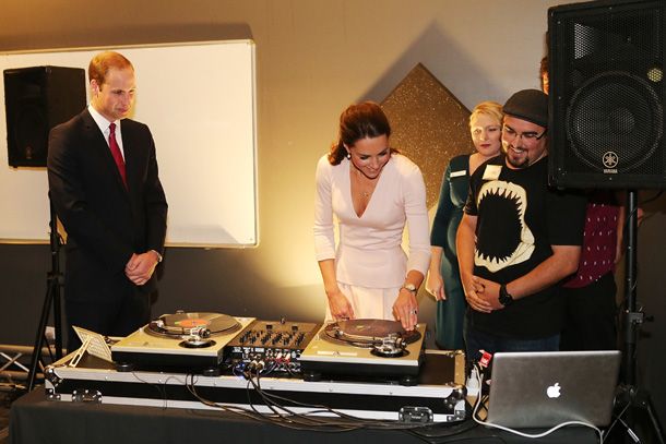 Duke and Duchess of Cambridge try out DJing and graffiti in Elizabeth ...