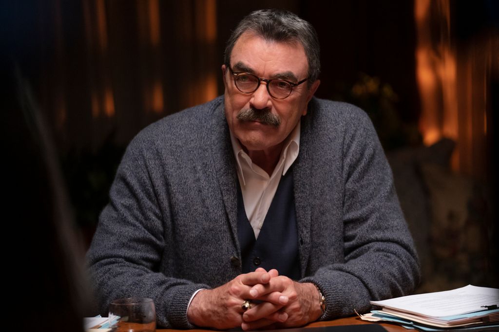 Tom Selleck looks worlds away from Blue Bloods character with ...