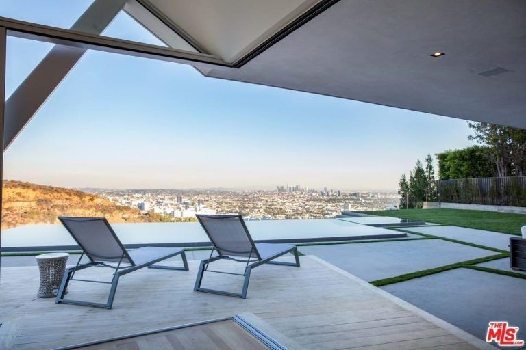 Mr Selfridge star Jeremy Piven buys new £5.2million LA home - see ...